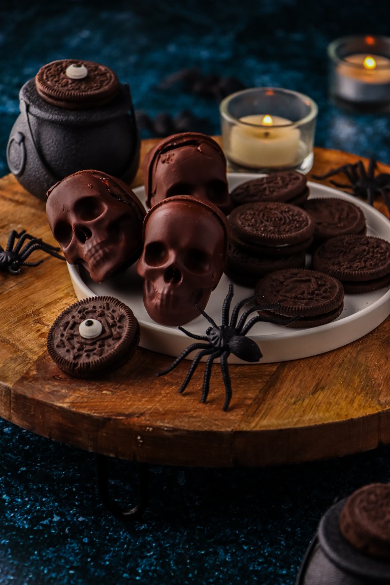 Oreo and Raspberry Chocolate Skulls – The Tocka Blog