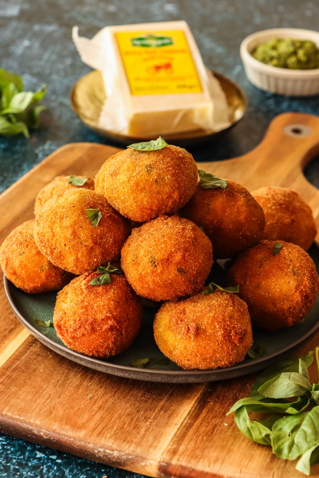 Cheesy Pap Balls – The Tocka Blog