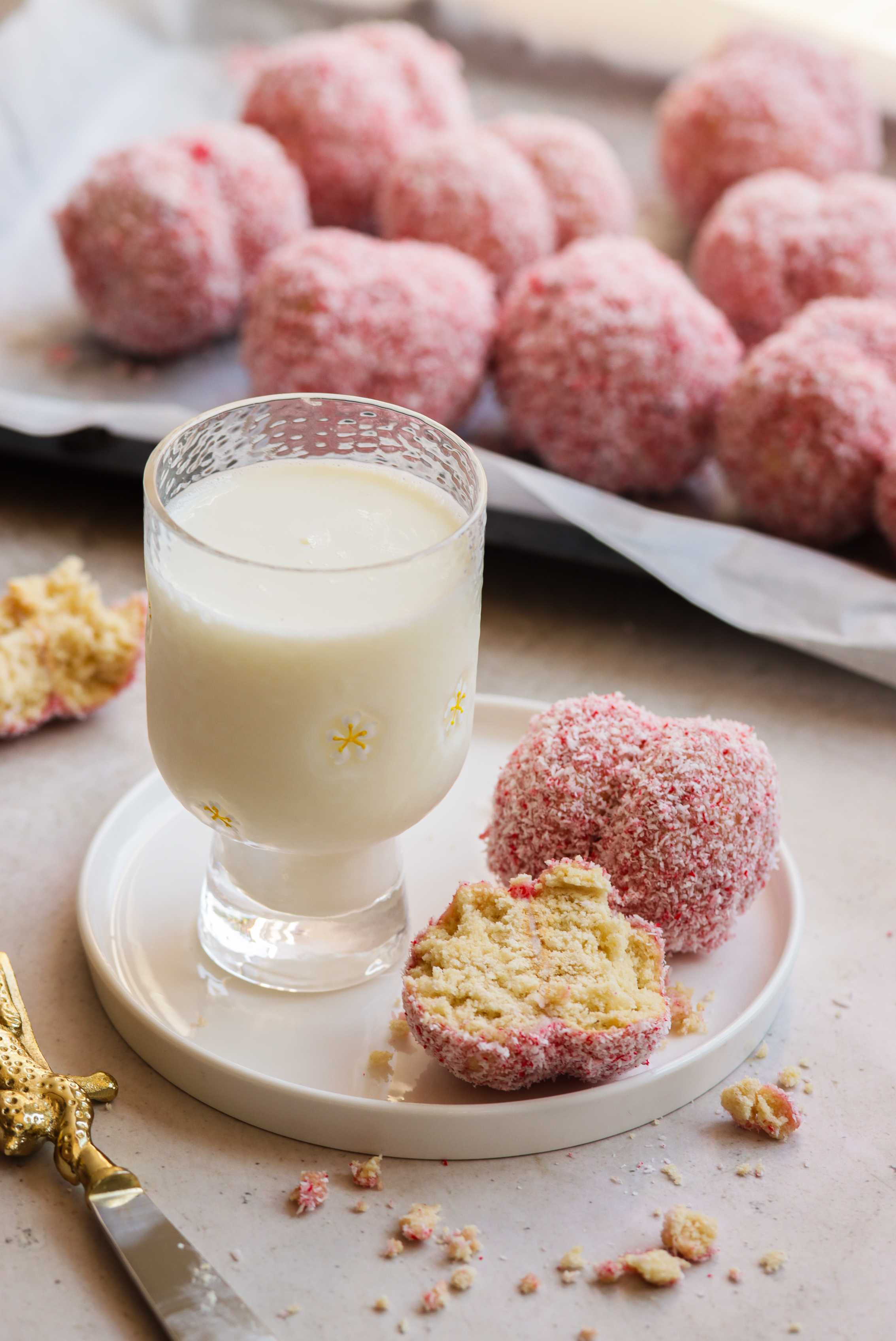 Eggless Snowballs Recipe – The Tocka Blog
